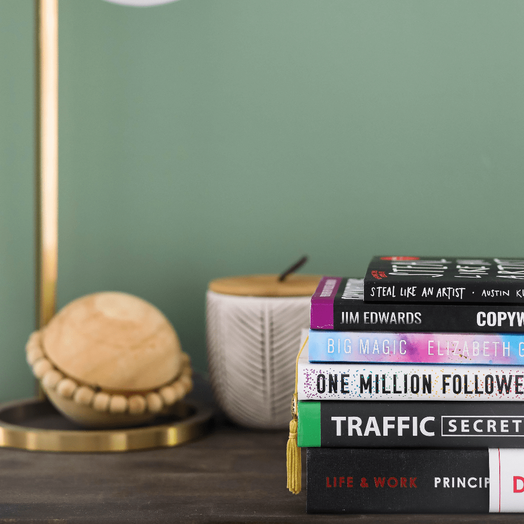 7 Must-Read Books for Every PR Professional | Max Borges Agency